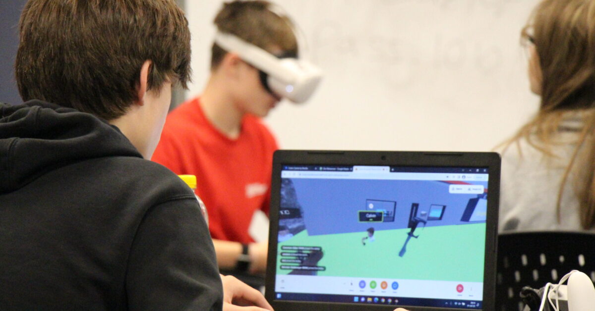 Cyber Titans: Build in VR Camp – Cyber Bytes Foundation
